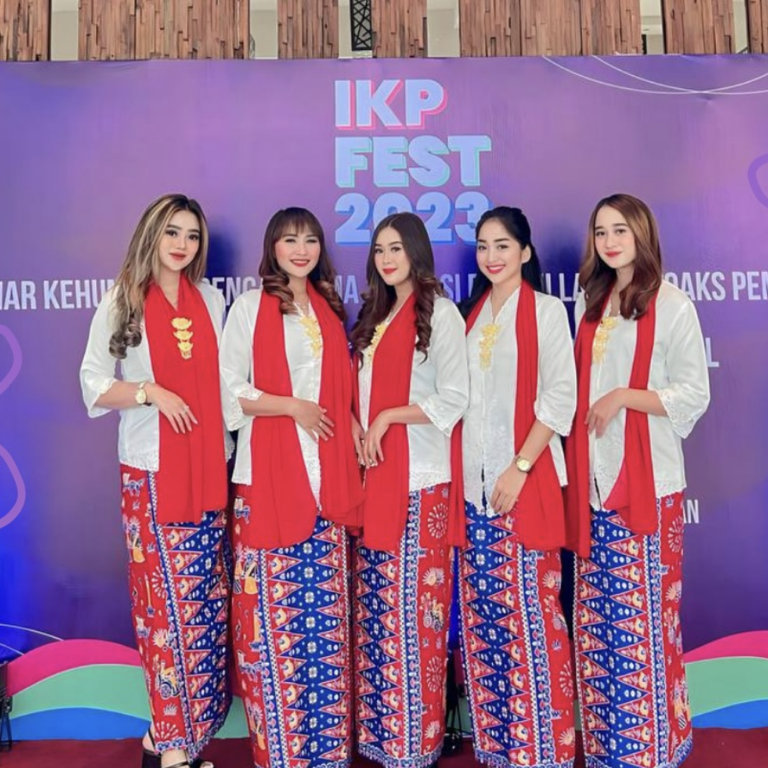 Usher Adalah: Peran Penting dalam Dunia Event dan Promosi